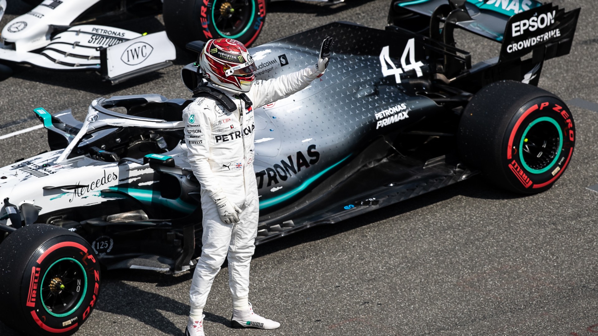 Lewis Hamilton aprovecha el desastre de Ferrari para la Pole | Deportes ...