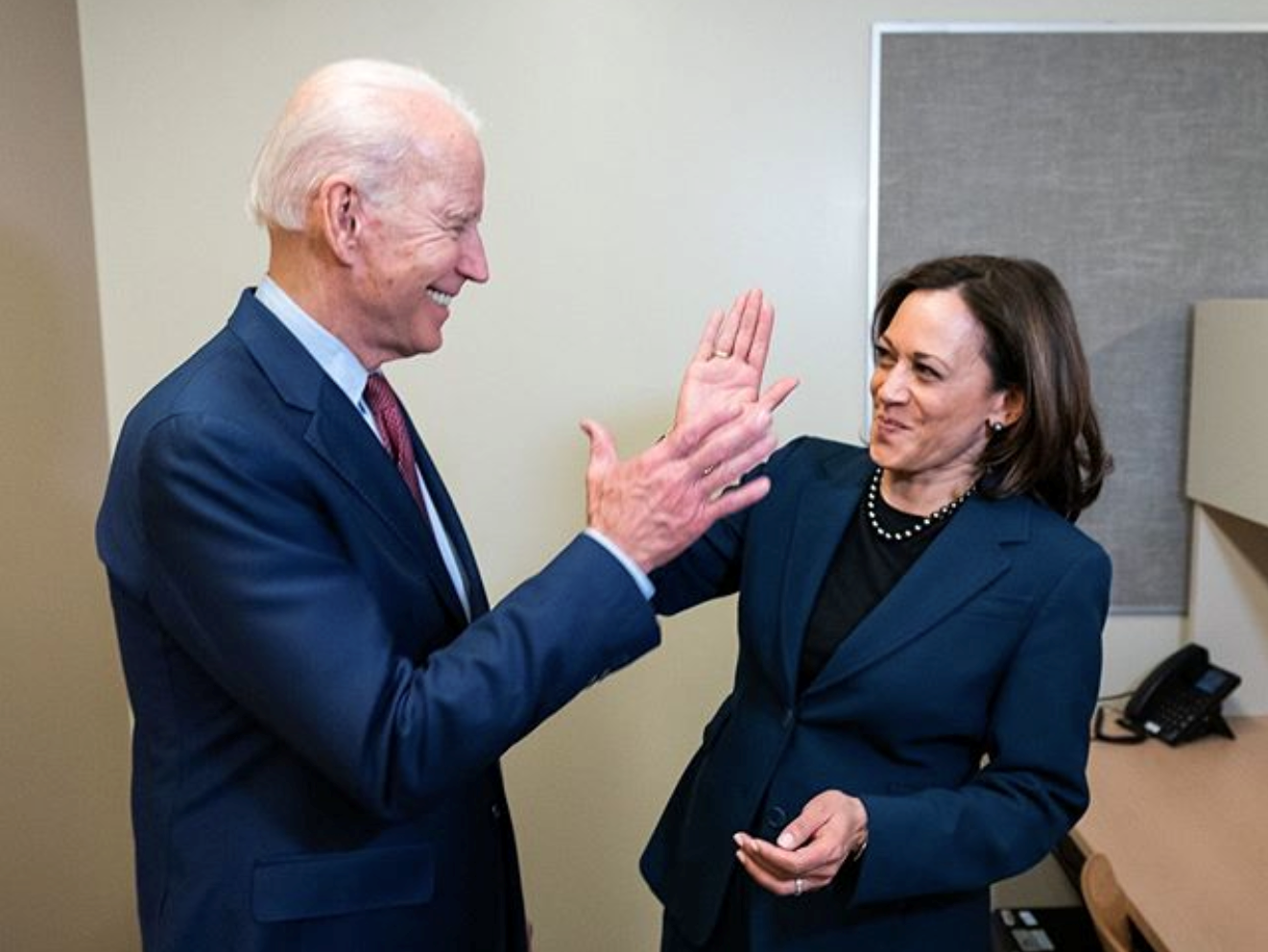 Biden-Harris: La mejor opción para los latinos | Noticias Univision ...