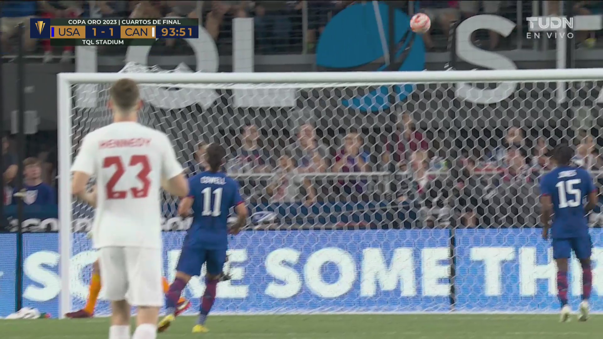 Gran jugada de Canadá, pero Russell-Rowe deja ir el segundo | TUDN Copa ...