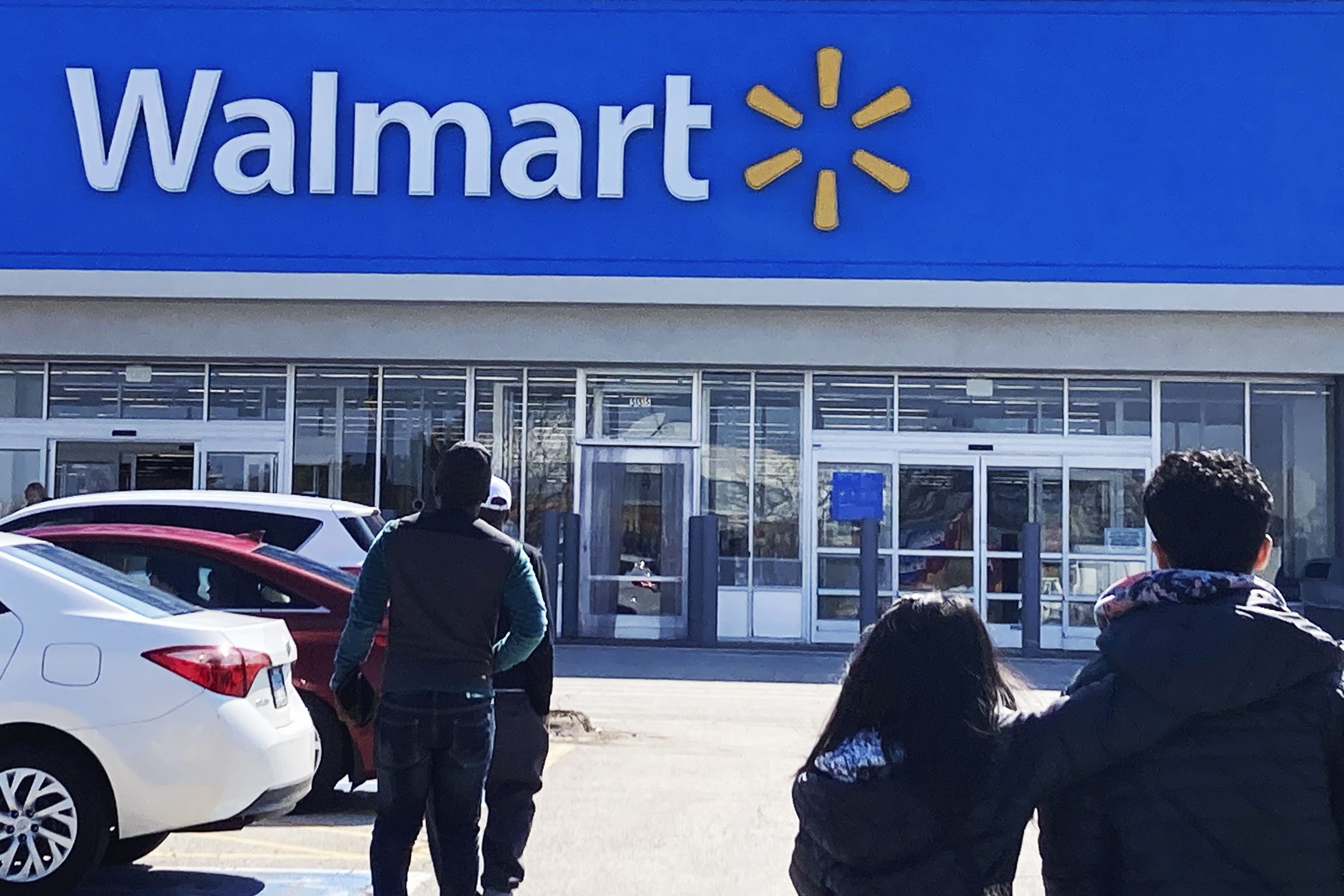 Walmart dará bonos de hasta $1,000 al año: ¿son suficientes para que ...