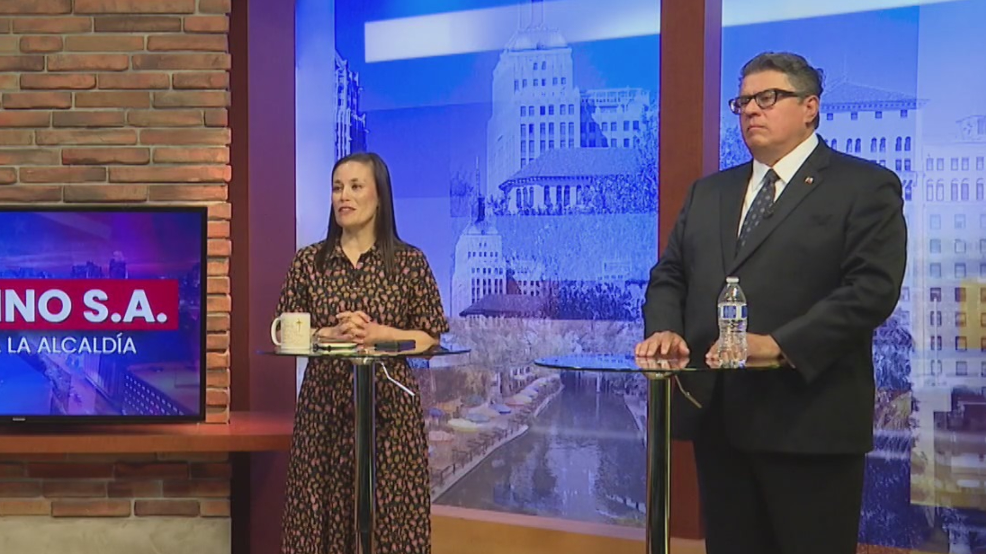 Debate con Univision entre candidatos por la alcaldía, Gina Ortiz Jones ...