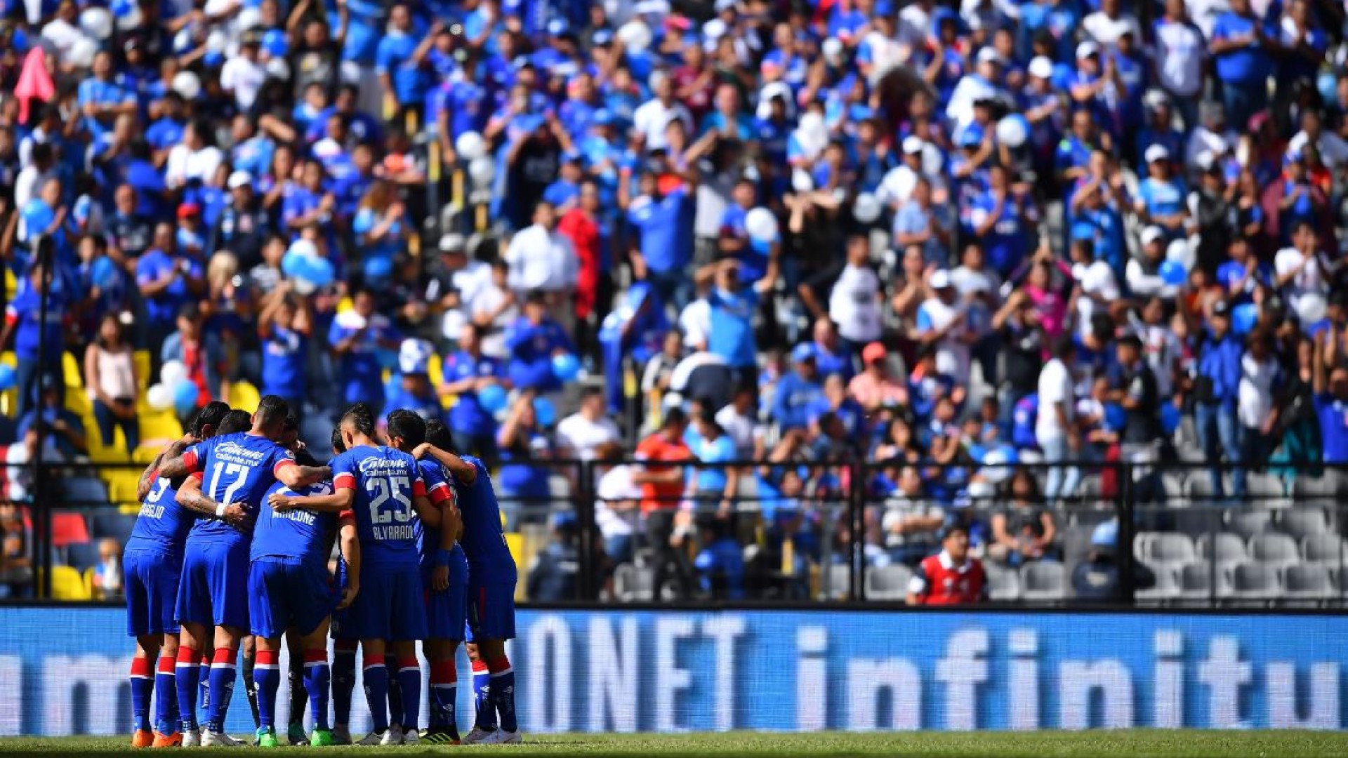 Cruz Azul, como en casa en el Azteca | Deportes Más Deportes | TUDN ...