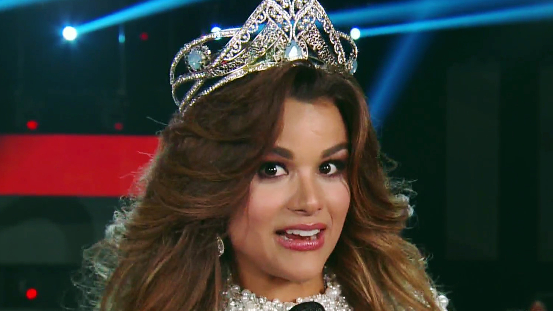 Clarissa no quería que le pusieran la corona durante los ensayos, ¿por ...